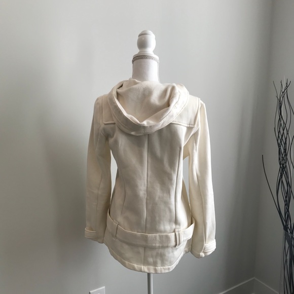Puma | Jackets & Coats | Euc Puma Hooded Jacket Winter White | Poshmark